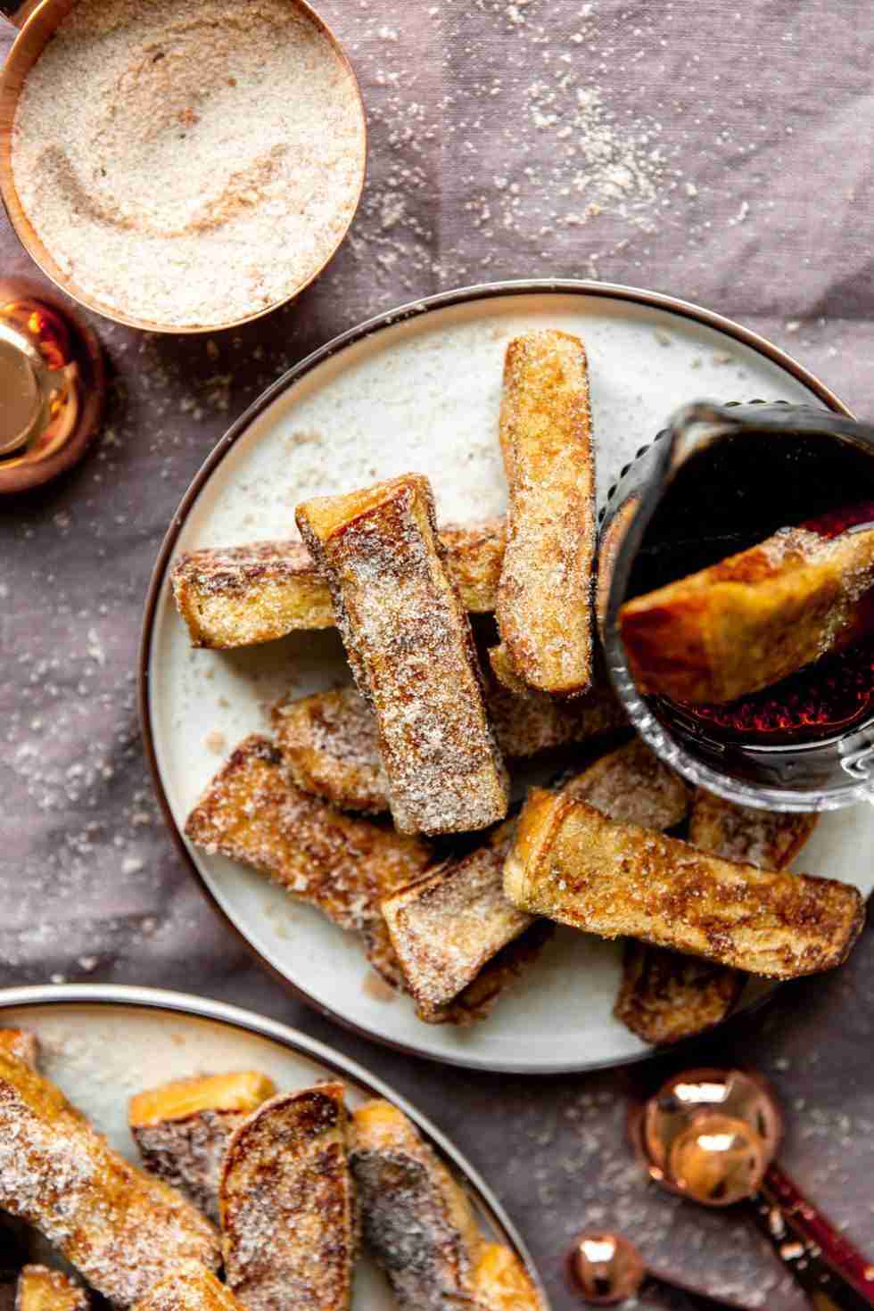 Cinnamon French Toast Sticks - KJ and Company