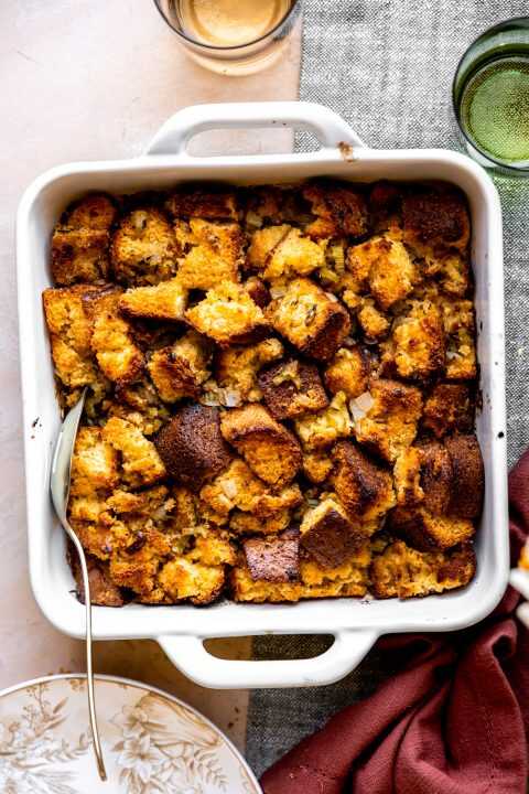 Easy Cornbread Stuffing